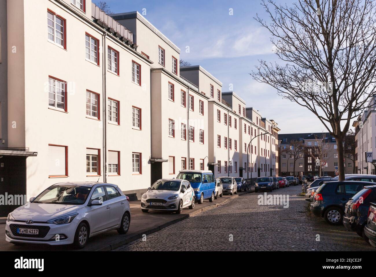 the Zollstock housing estate of the GAG Immobilien AG in the district ...