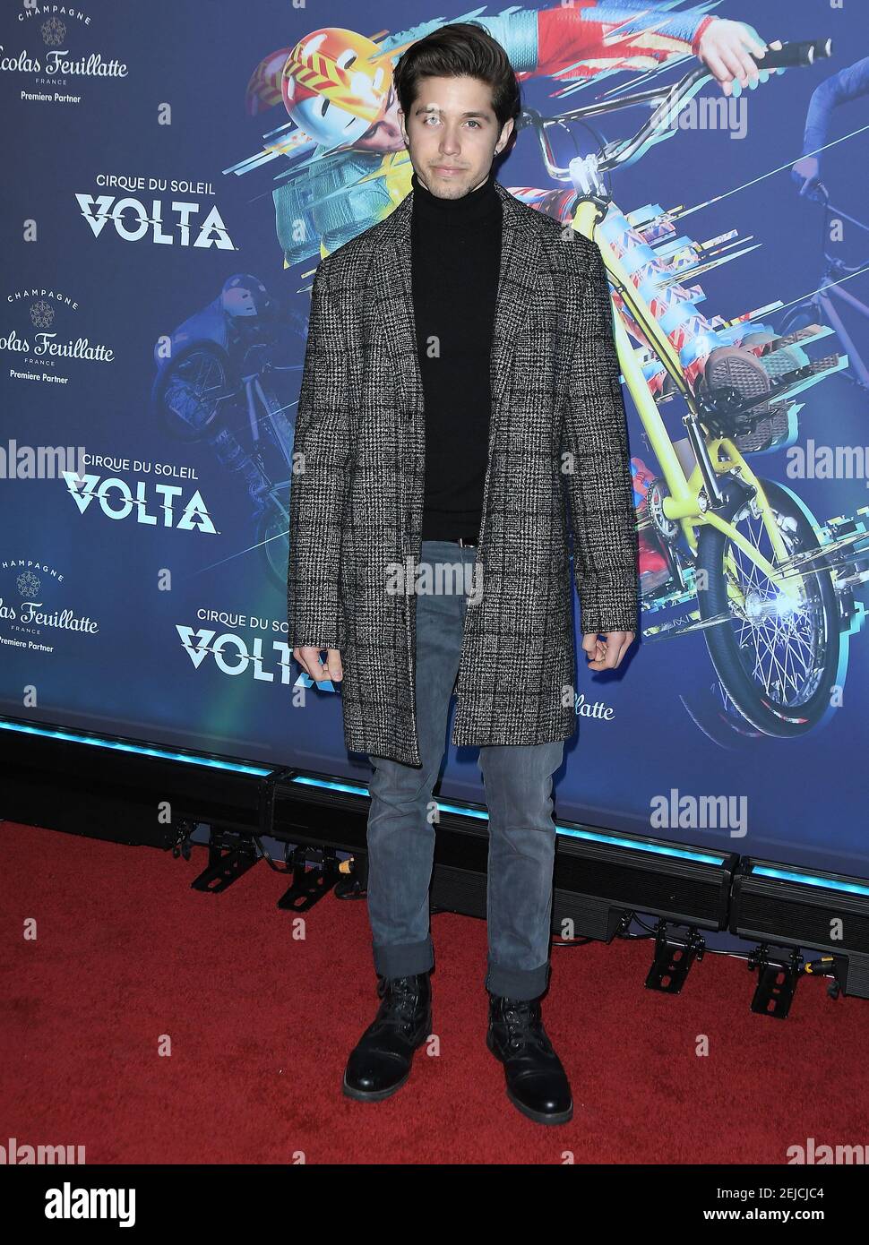 Brandon Larracuente arrives at the Cirque Du Soleil VOLTA Los Angeles ...