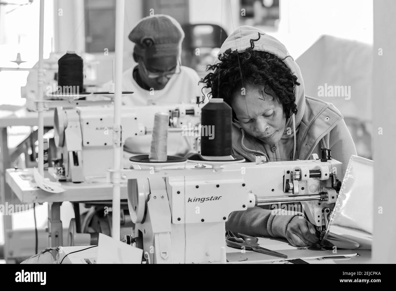 South african women fashion hi-res stock photography and images - Alamy