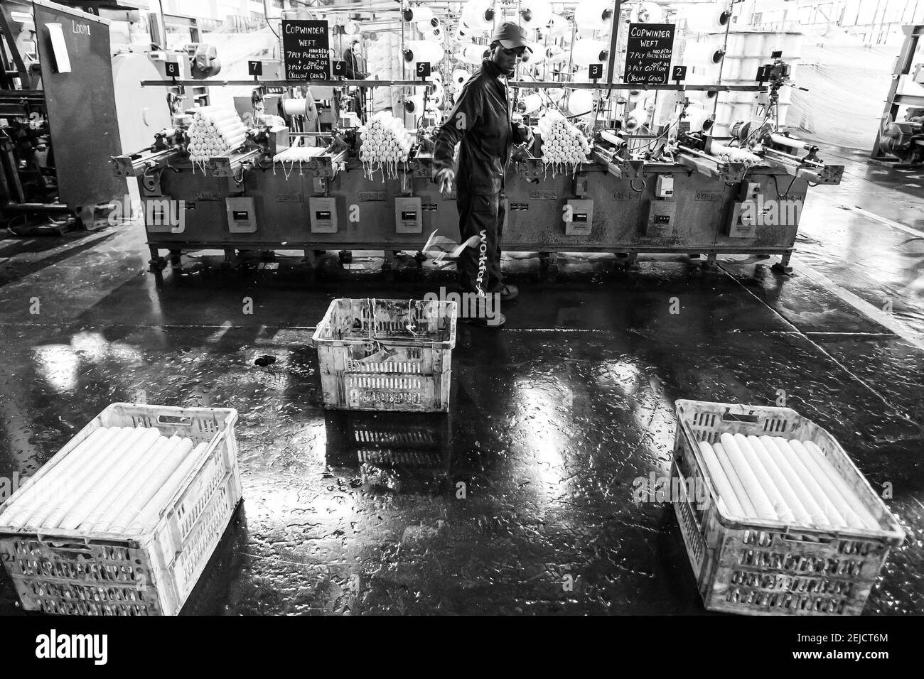 Fibre cable africa hi-res stock photography and images - Alamy