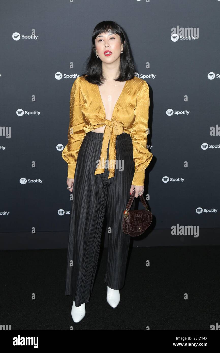 Alisa walking the red carpet at the Spotify Hosts "Best New Artist ...