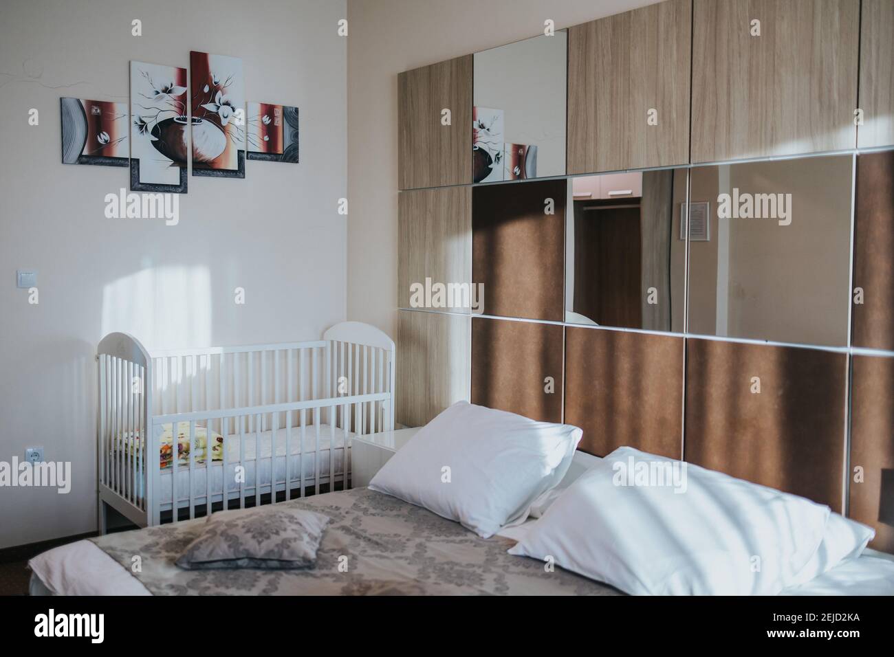 Reception angle hi-res stock photography and images - Alamy
