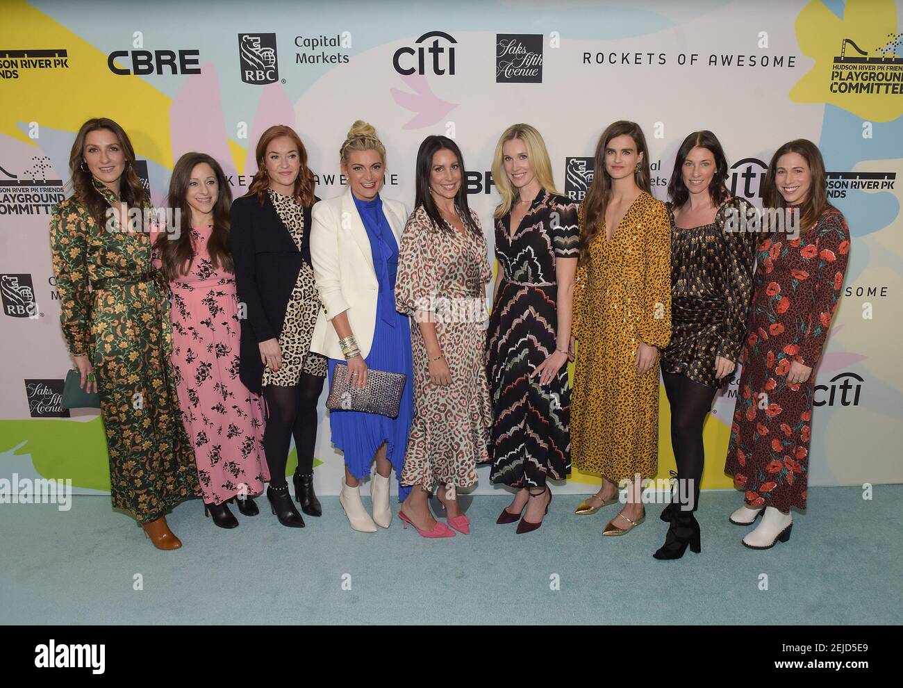 NEW YORK, NEW YORK - JANUARY 24: Lauren Silverstein Netter, Megan ...