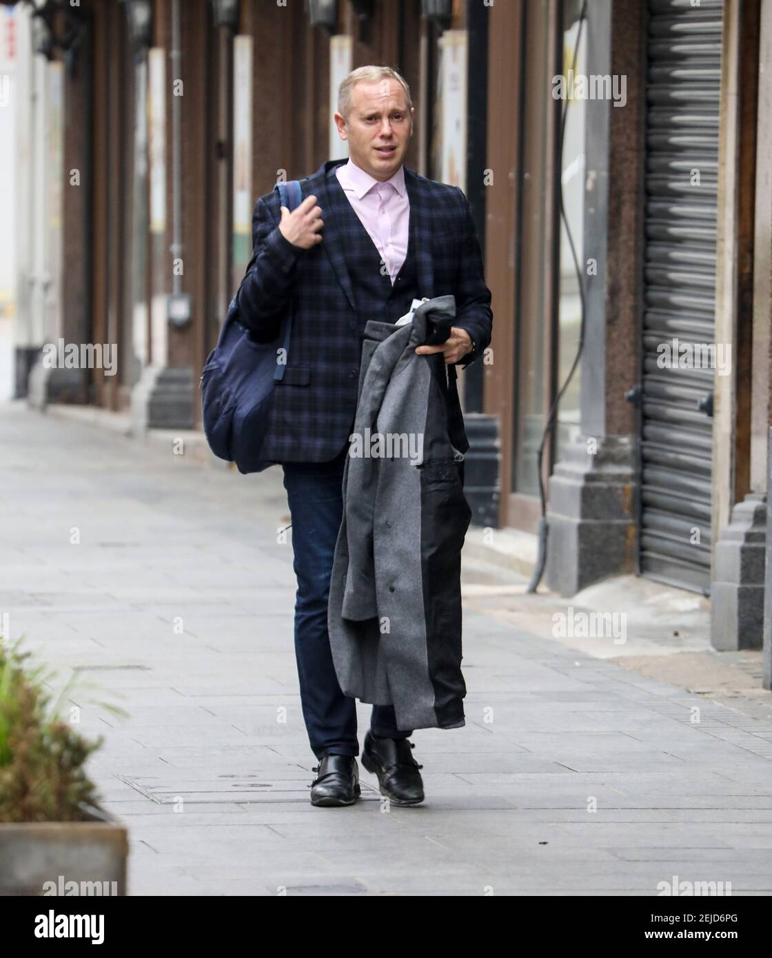 London, UK. 22nd Feb, 2021. Judge Robert Rinder seen departing the ...