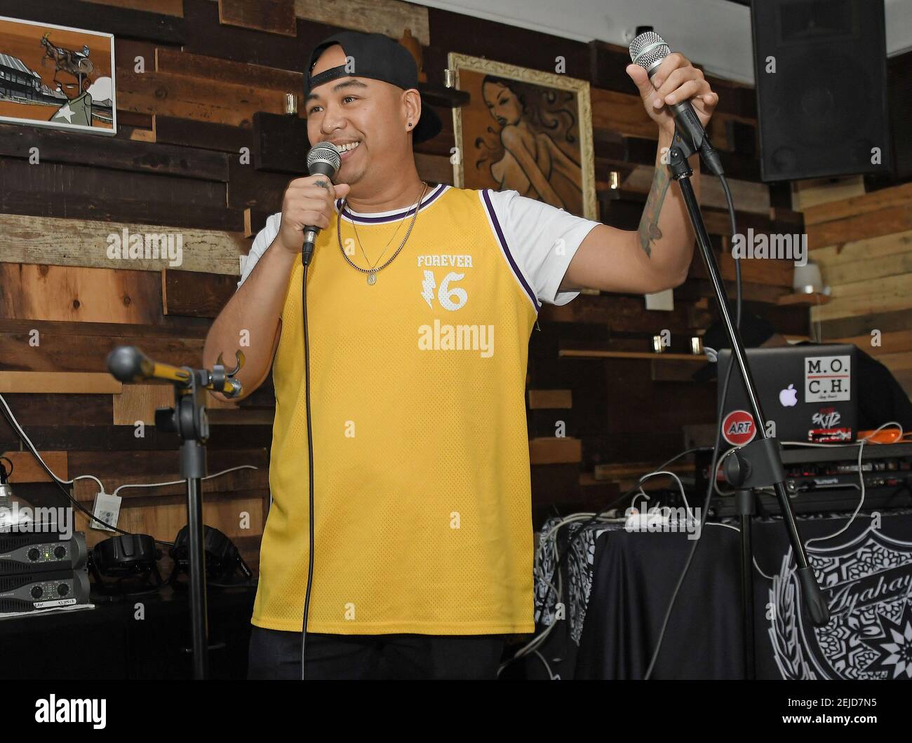 Chris Aparri aka DJ Flict at the MYX Presents FILIPINOS IN MUSIC Pre ...