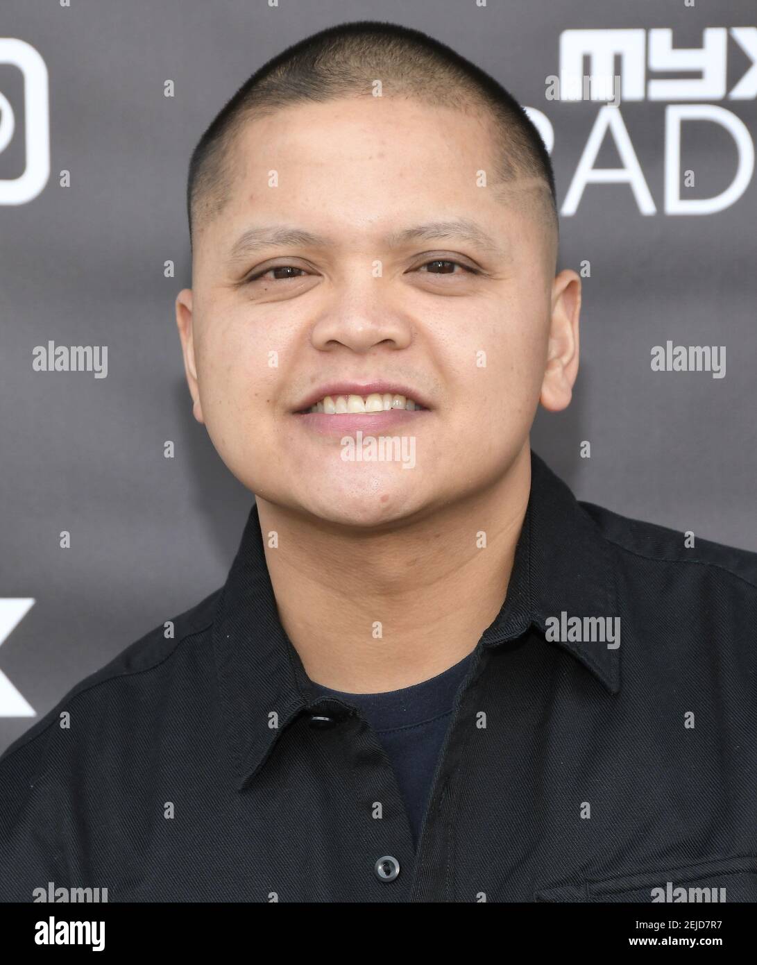 DJ P-Jay at the MYX Presents FILIPINOS IN MUSIC Pre-Grammy Kamayan ...