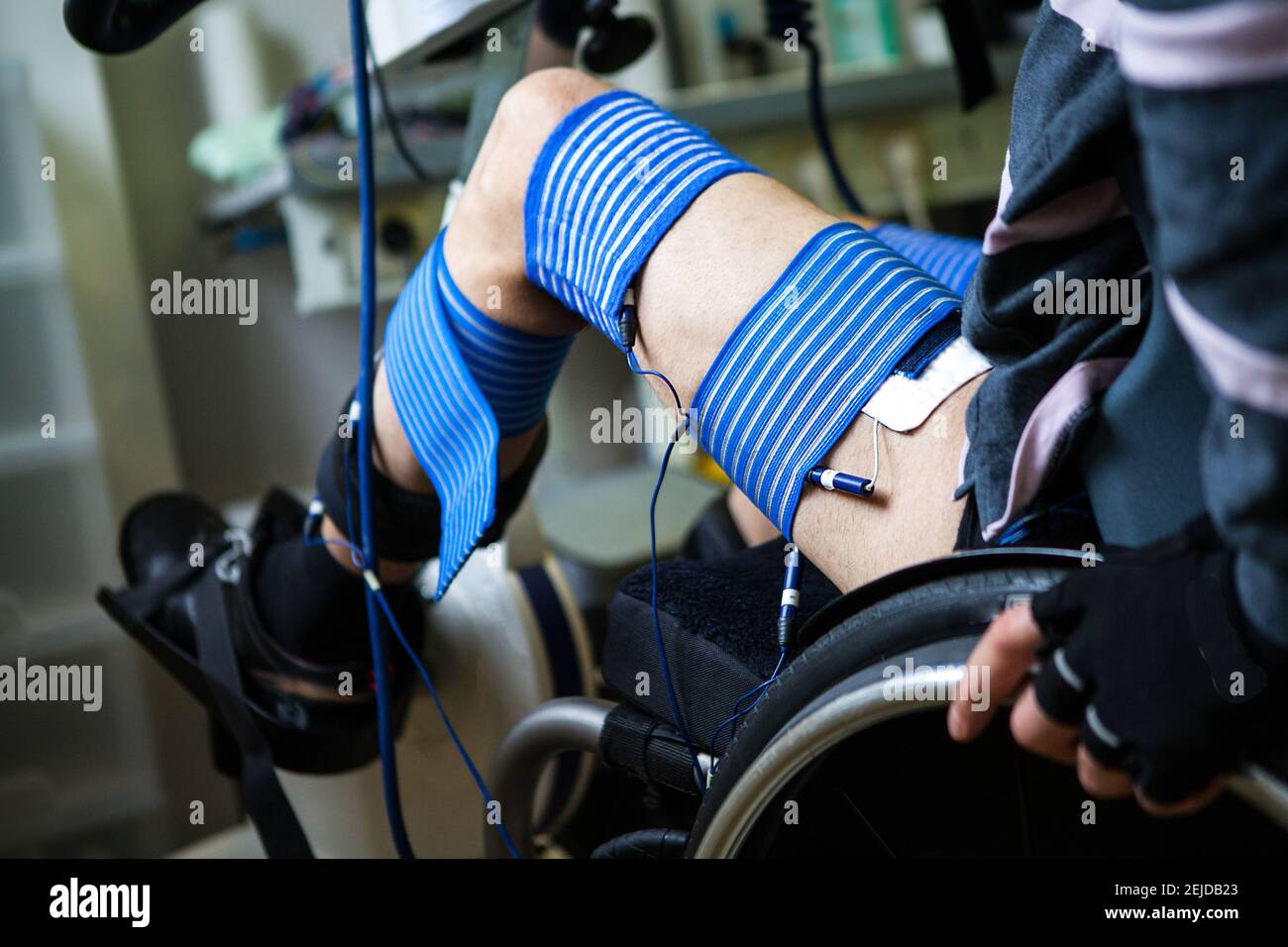 Competition of athletes equipped with bionic devices using ...