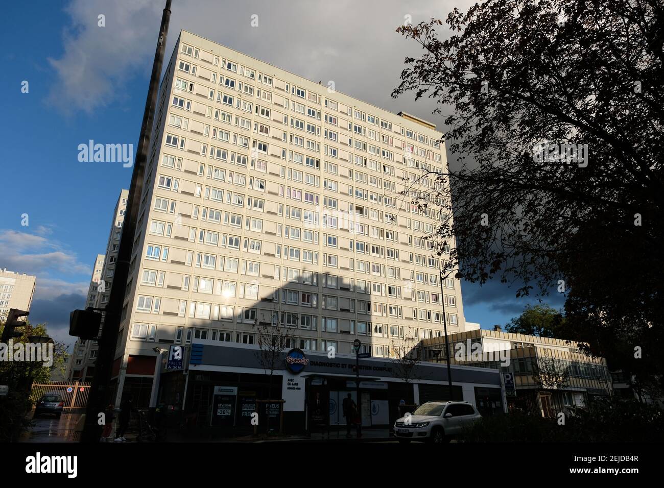 Buildings in the Place de Fêtes district in Paris Stock Photo - Alamy