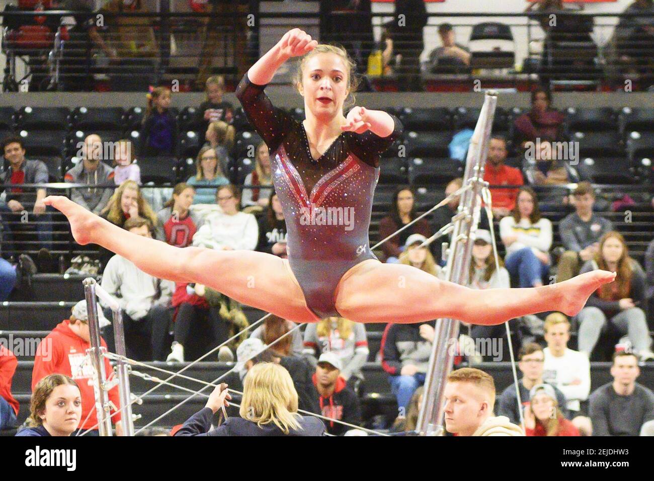 January 25, 2020: Ohio State Buckeyes Nevin Adamski competes in the ...