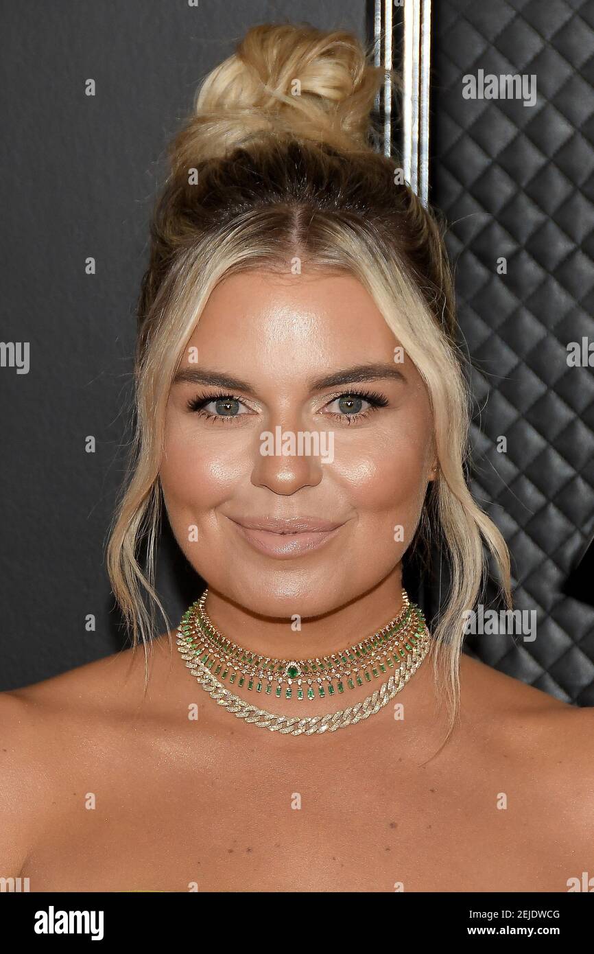 Tanya Rad arrives at the 62nd Annual Grammy Awards red carpet held at ...