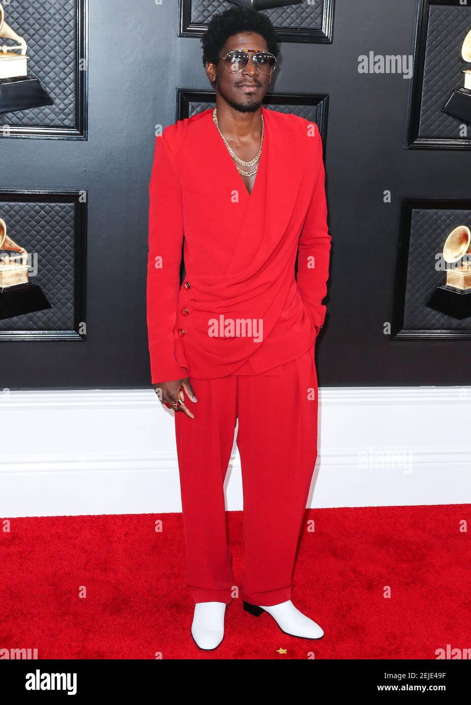 LOS ANGELES, CALIFORNIA, USA - JANUARY 26: Labrinth arrives at the 62nd ...