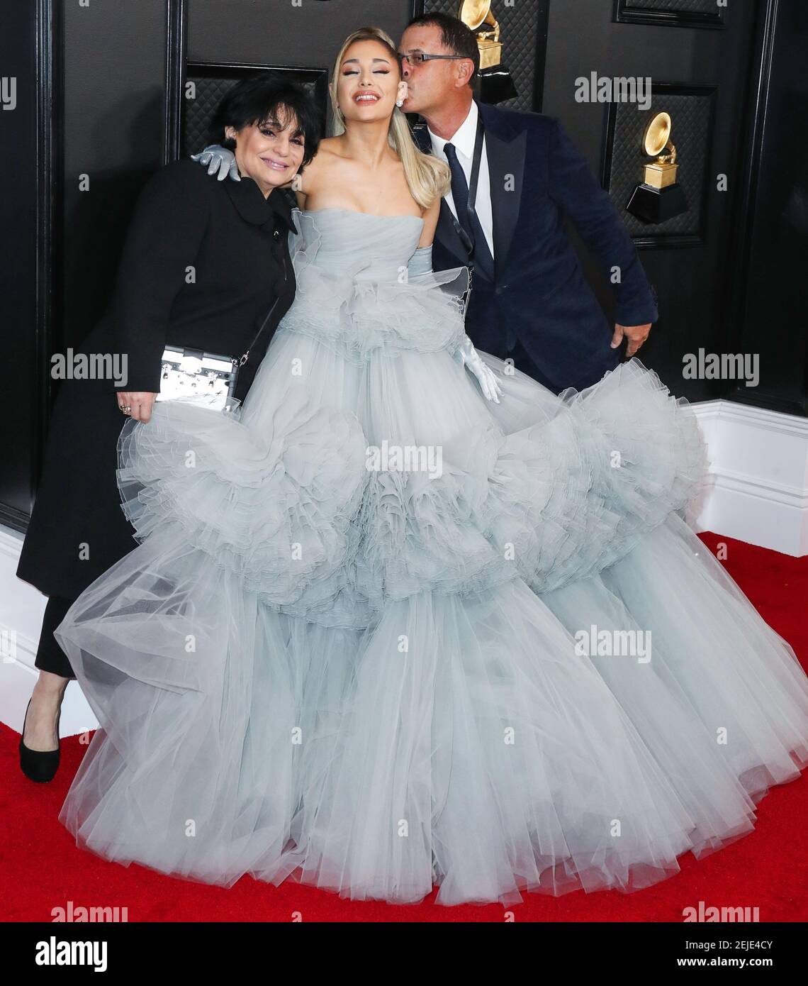 LOS ANGELES, CALIFORNIA, USA - JANUARY 26: Joan Grande, Ariana Grande ...