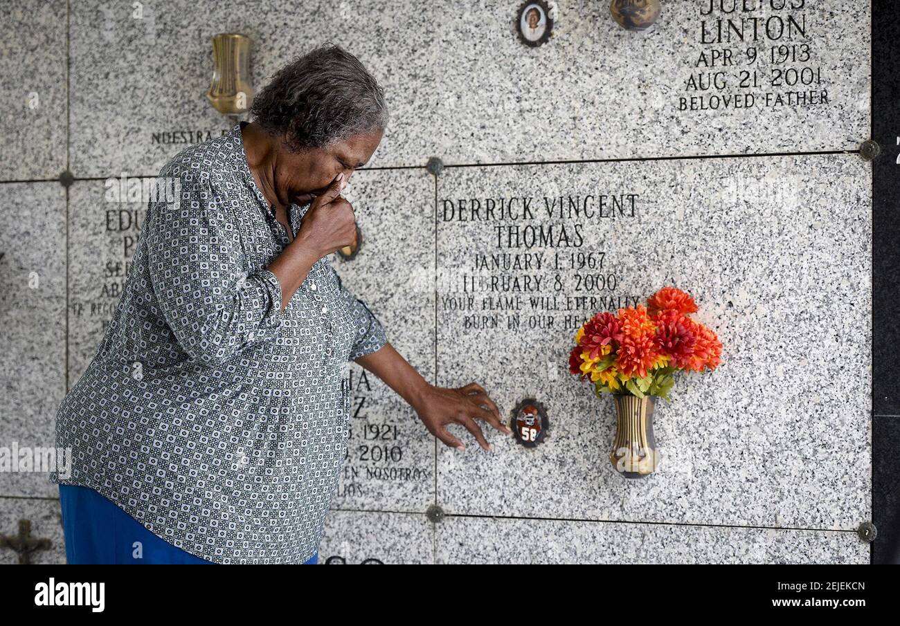 Edith Morgan, 71, mother of the late Kansas City Chiefs' Hall of Famer ...