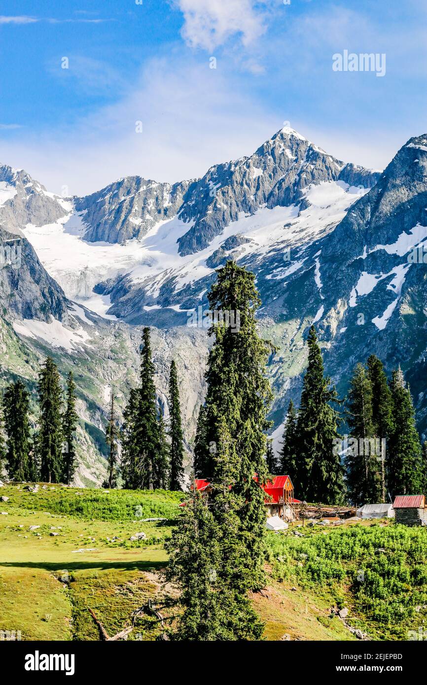 Kumrat valley hi-res stock photography and images - Alamy