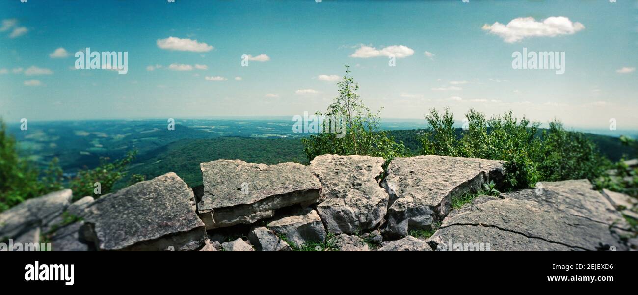 View from the Pinnacle of the Appalachian Trail, Blue Mountain ...