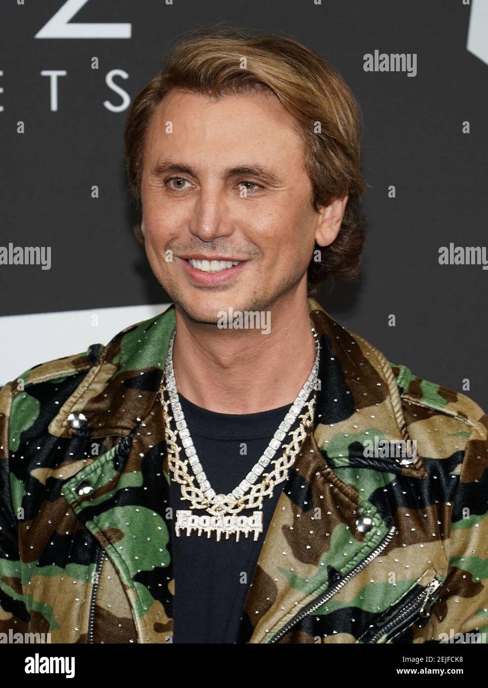 MIAMI BEACH, FLORIDA - FEBRUARY 01: Jonathan Cheban attends Sports ...