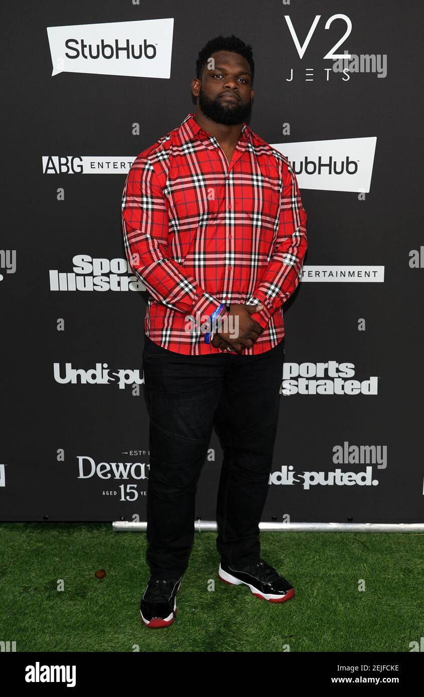 MIAMI BEACH, FLORIDA - FEBRUARY 01: Geno Atkins attends Sports ...