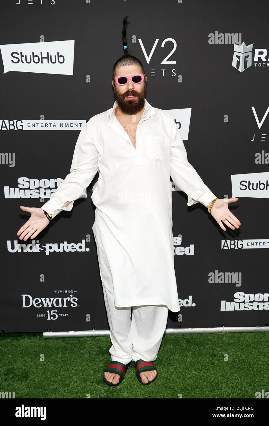 MIAMI BEACH, FLORIDA - FEBRUARY 01: Josh Ostrovsky attends Sports ...