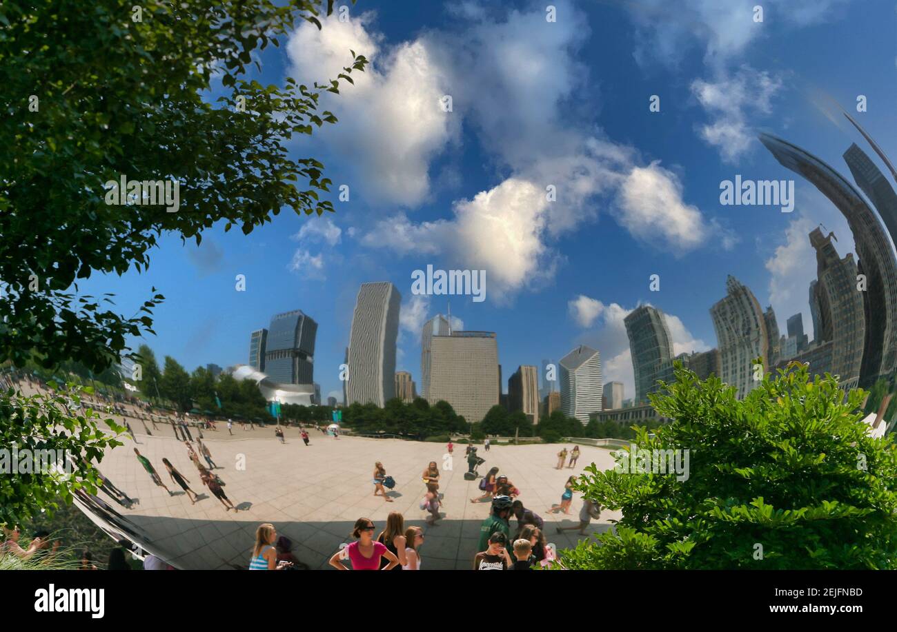 Millenium park dome hi-res stock photography and images - Alamy