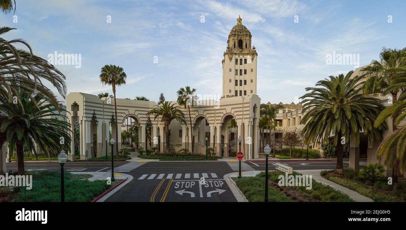 Government Buildings at roadside, Beverly Hills Civic Center, Beverly ...