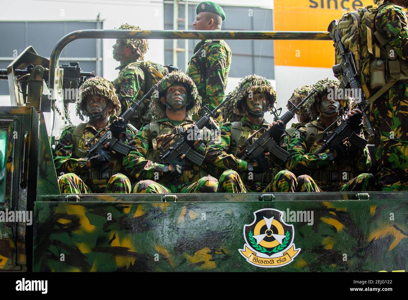 Sri Lankan army commandos march in the military parade during Sri Lanka ...