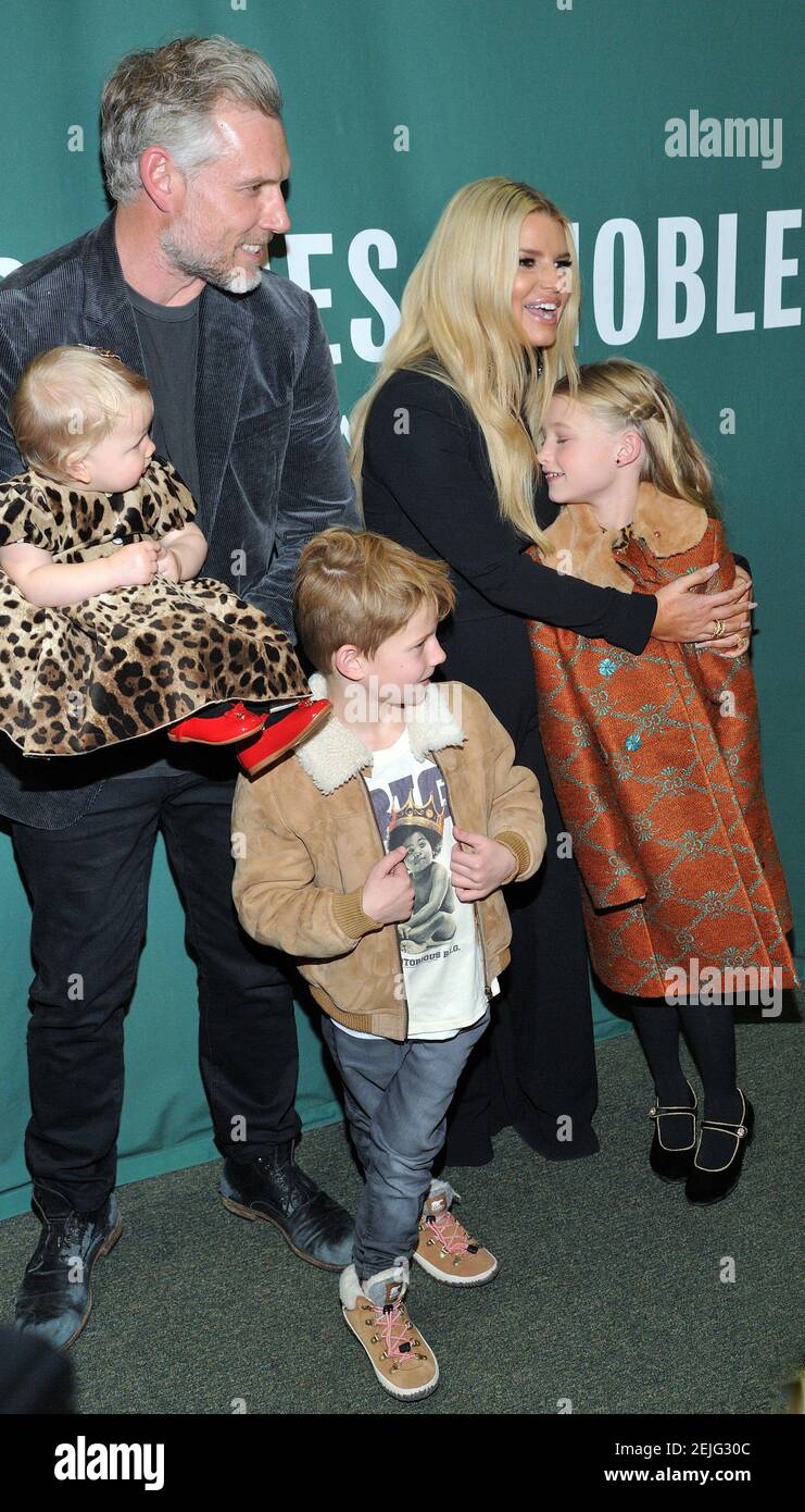 Jessica Simpson Ace Knute Johnson