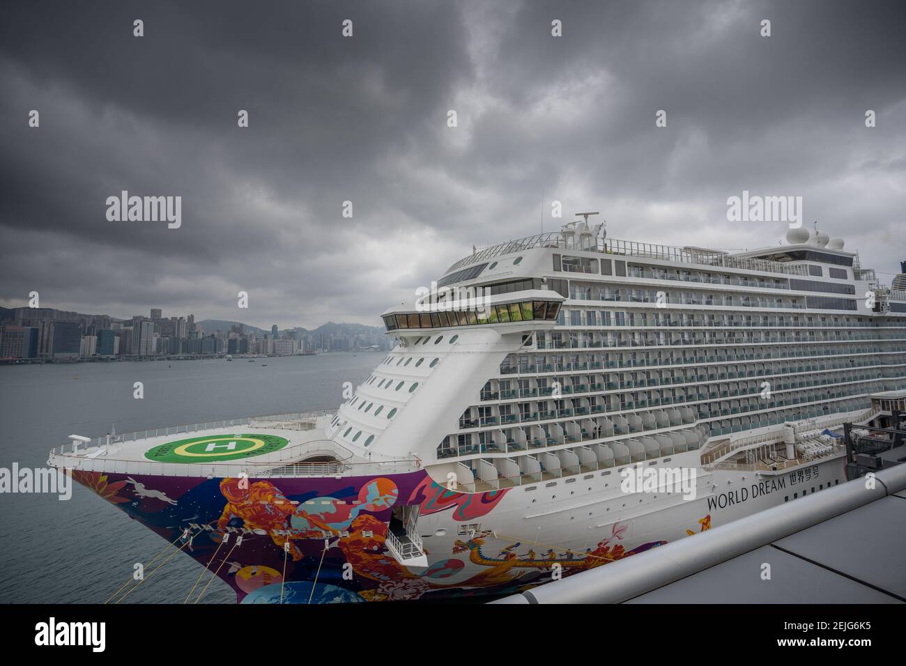 Hong Kong authorities are keeping 3,600 passengers and crew members ...