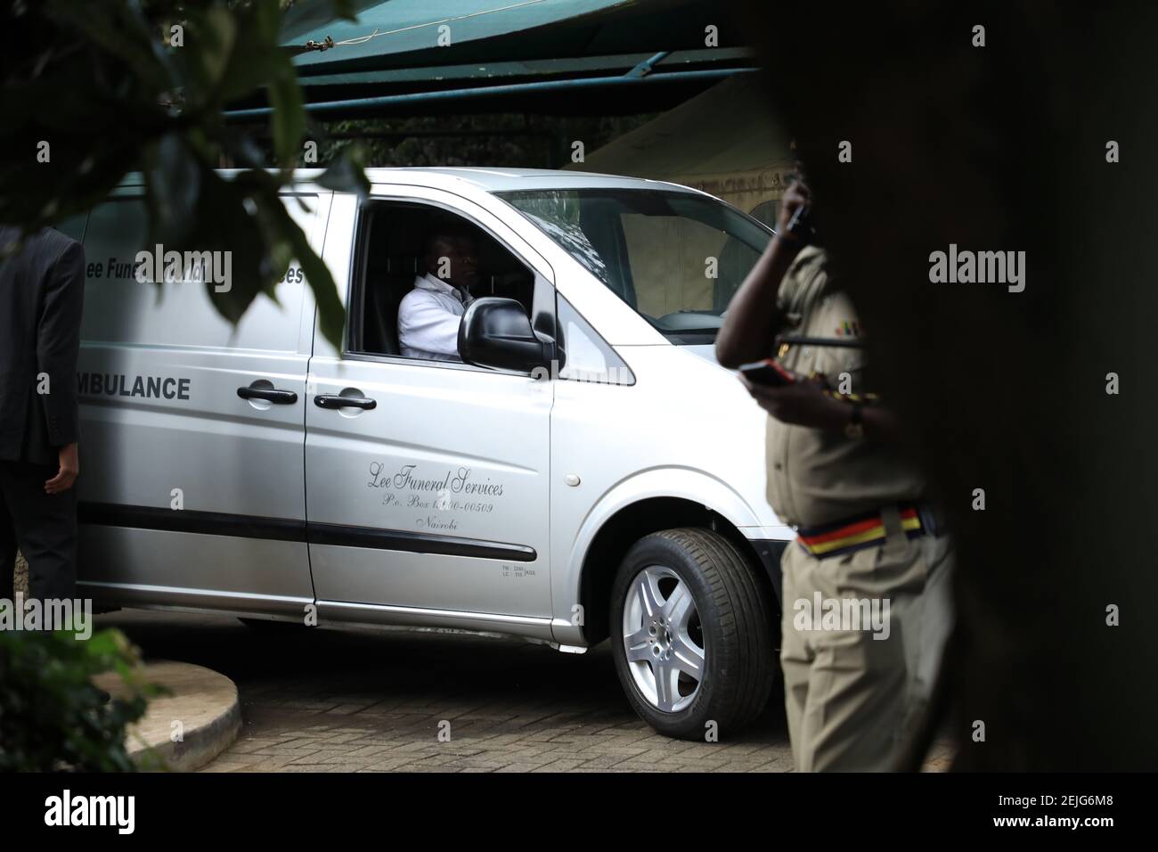 A hearse carrying the remains of Daniel Arap Moi makes its way to the ...