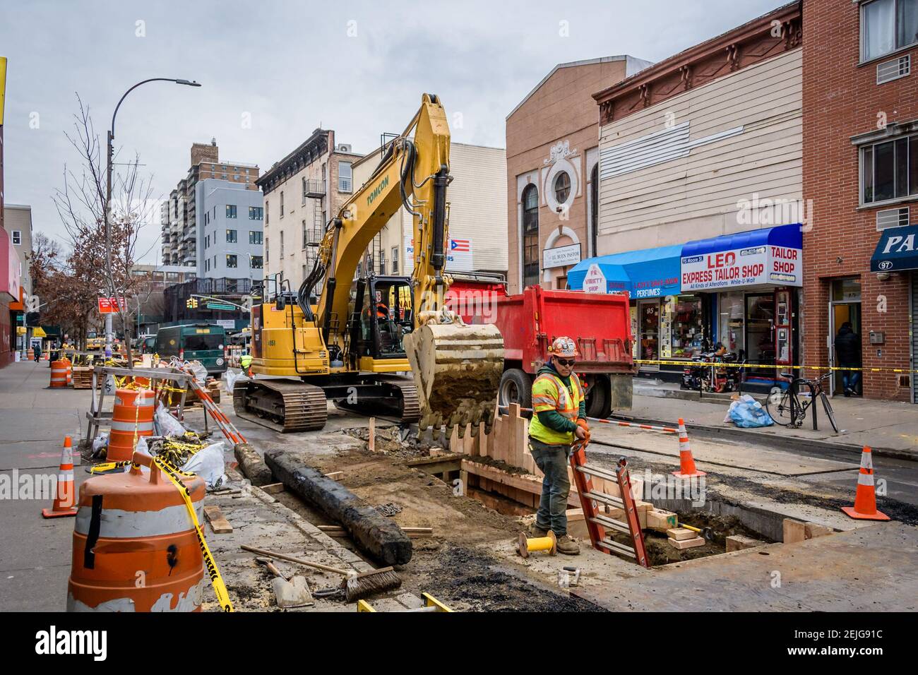 Street closures and traffic congestion in the streets of Bushwick ...