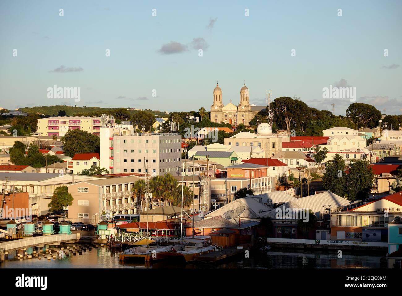 Antigua barbuda capital st johns hi-res stock photography and images ...