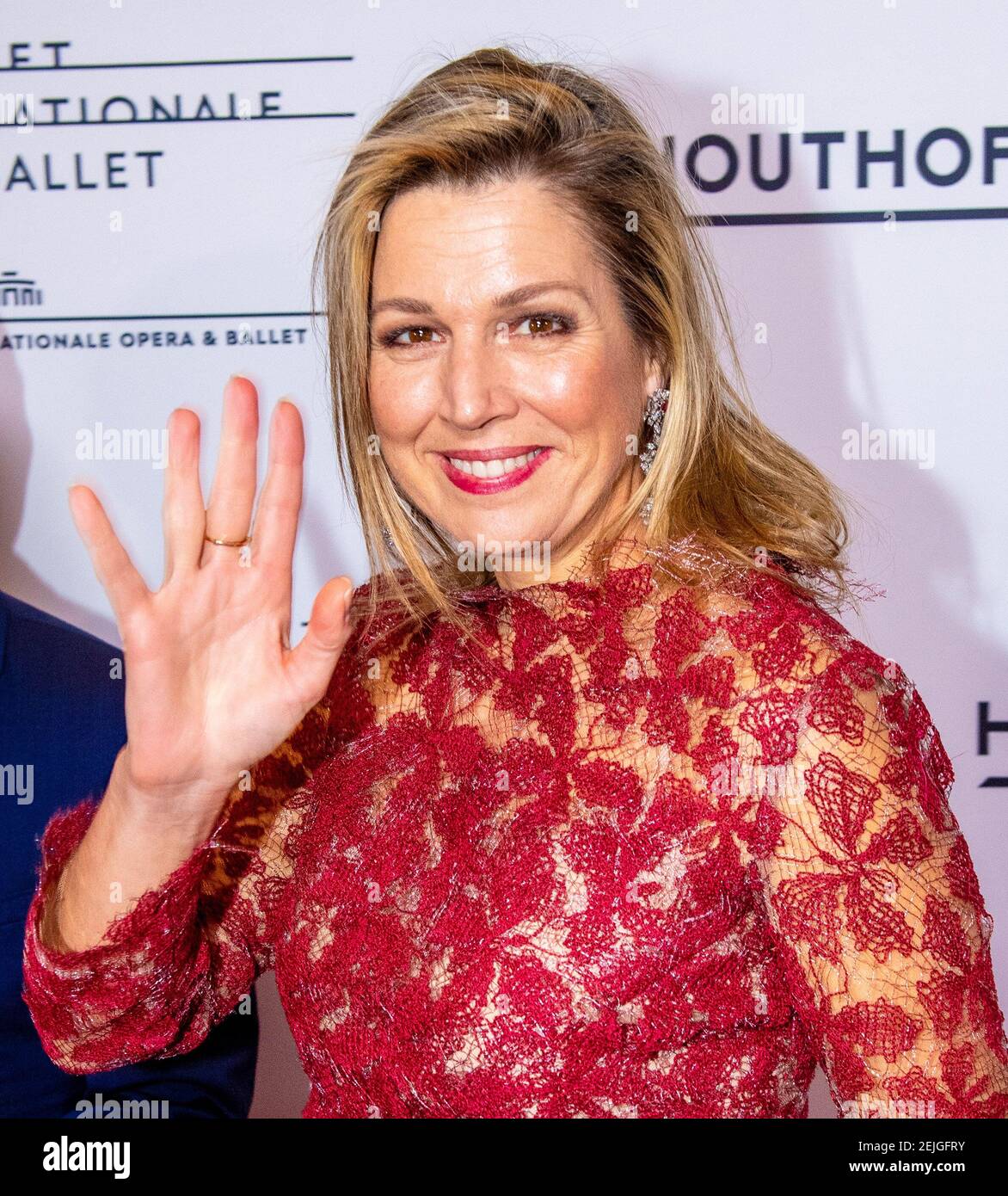 Queen Maxima at the world premiere of Frida by the Dutch National ...