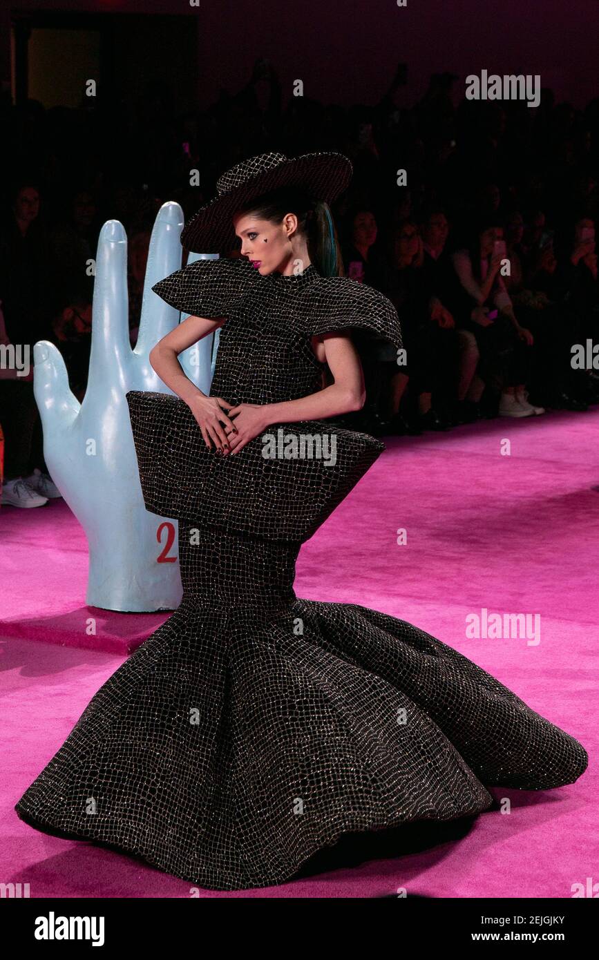 Coco Rocha walks the Christian Siriano FW20 Runway NYFW Show at Spring ...