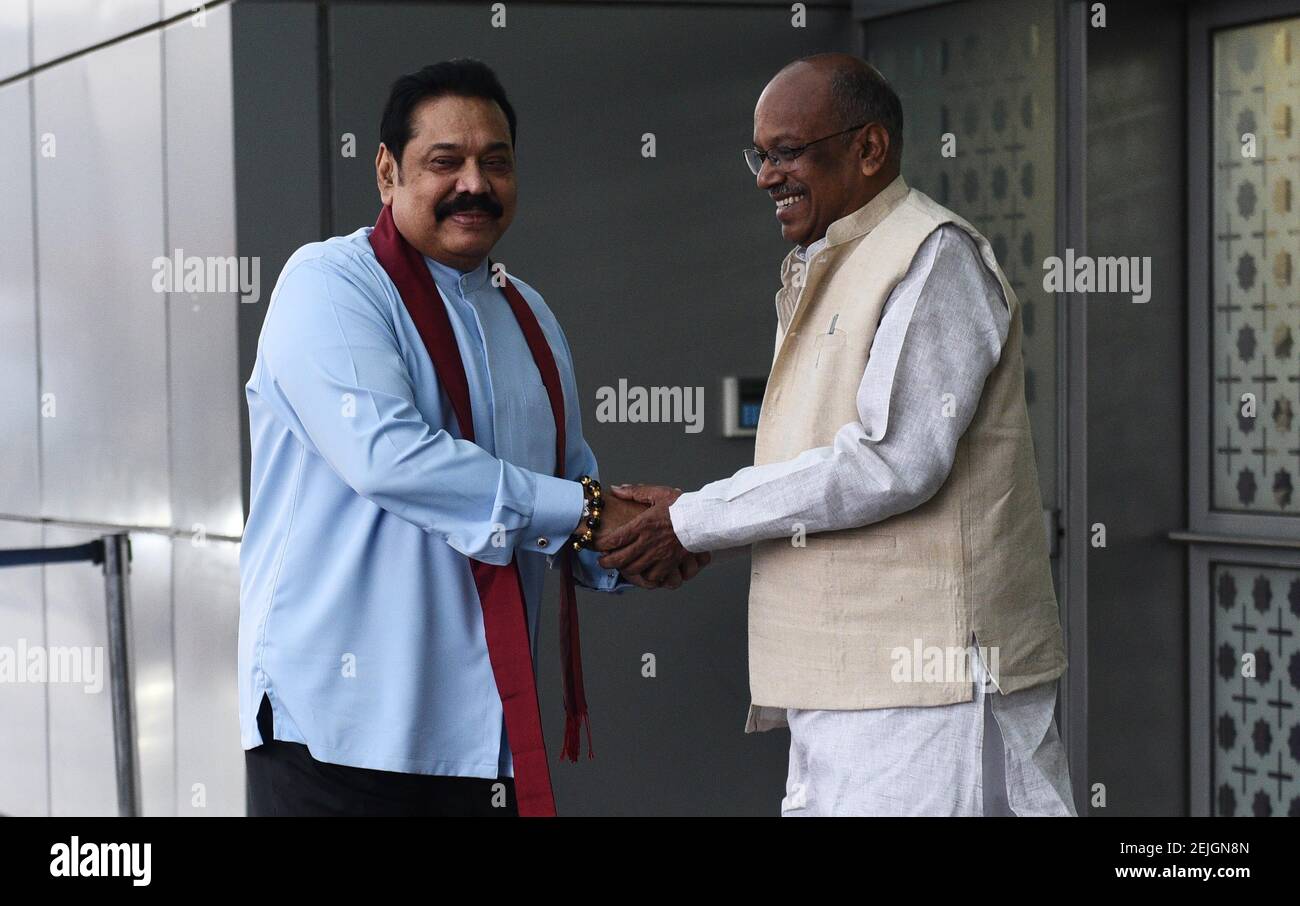 NEW DELHI, INDIA - FEBRUARY 7: Sri Lankan Prime Minister Mahinda ...