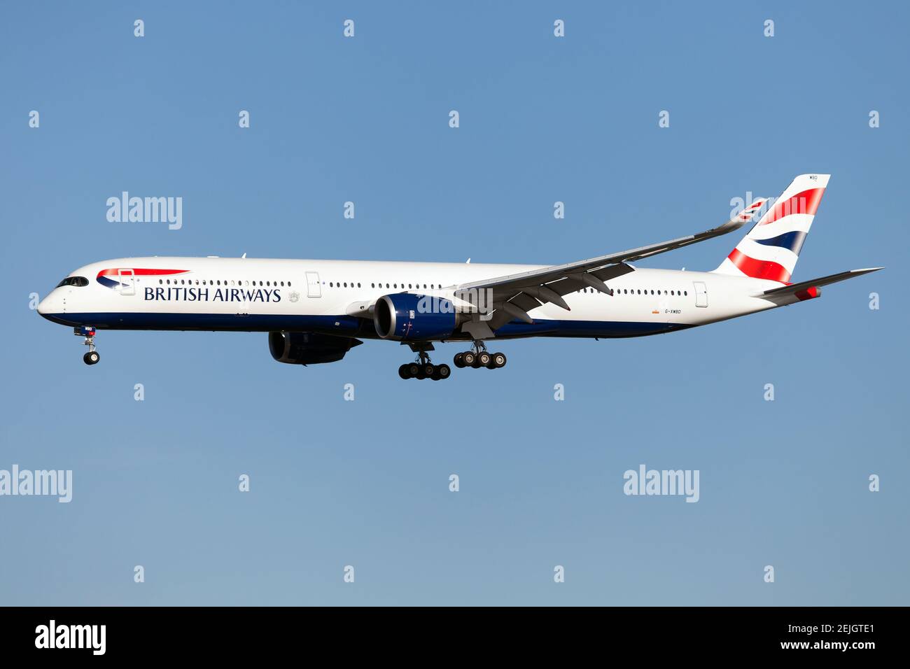 A brand new British Airways Airbus 350-1000 lands at London British ...