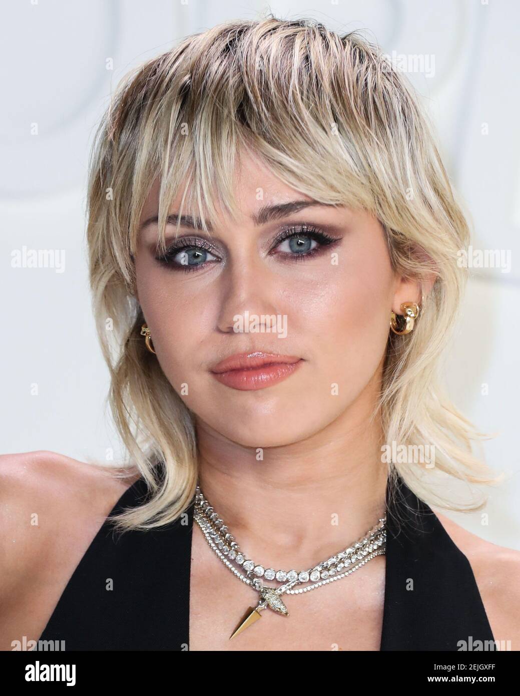 HOLLYWOOD, LOS ANGELES, CALIFORNIA, USA - FEBRUARY 07: Miley Cyrus ...