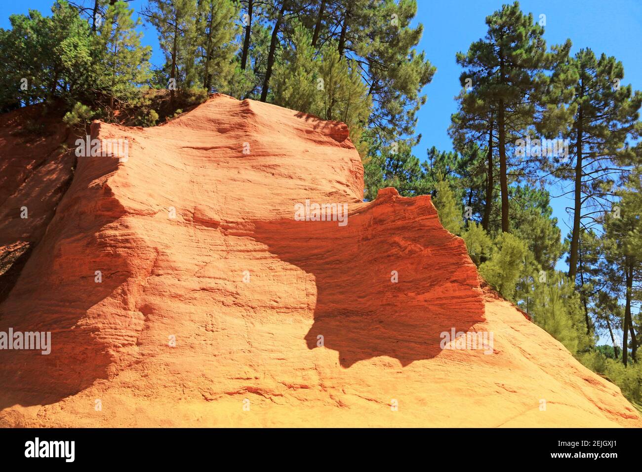 Ocher landscape hi-res stock photography and images - Alamy