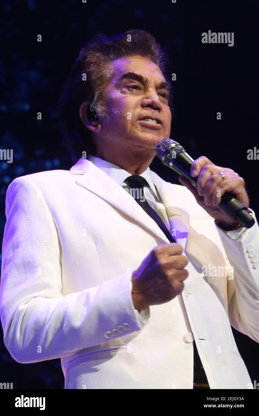 MEXICO CITY, MEXICO - FEBRUARY 7: Venezuelan singer Jose Luis Rodriguez ...