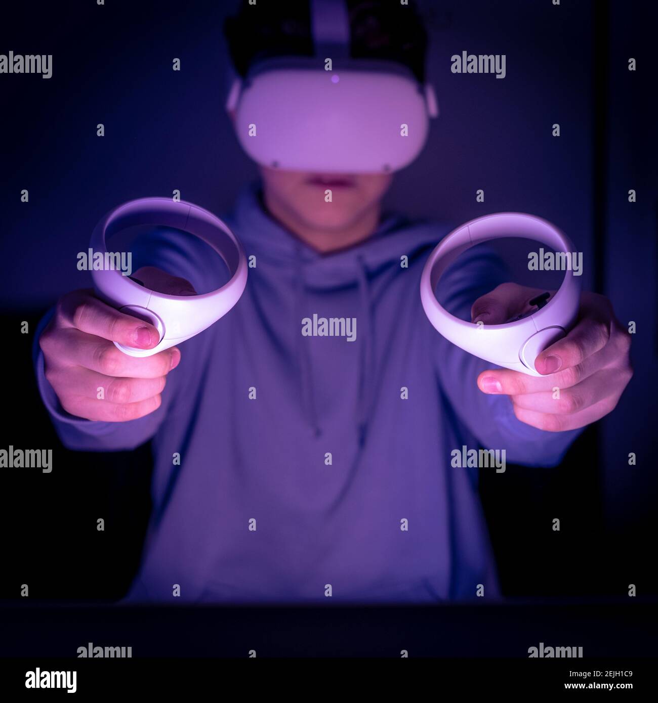 Immersive media viewer hi-res stock photography and images - Alamy