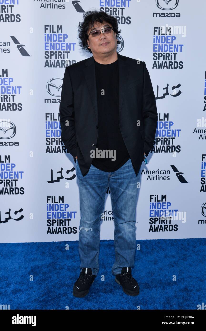 Bong Joon-ho walking on the red carpet at the 35th Annual Film ...