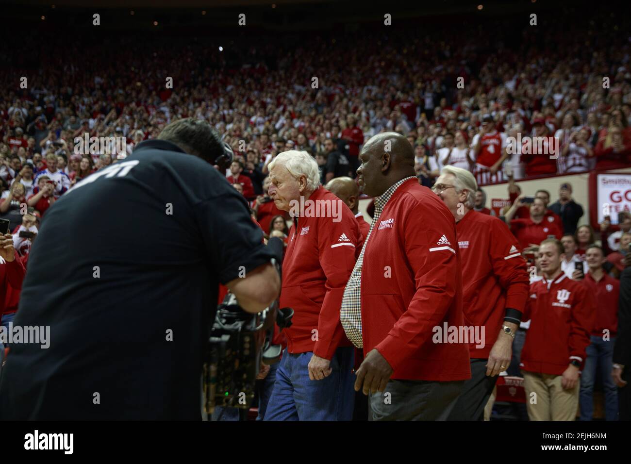 NCAA basketball coach Bob Knight, who took the Indiana Hoosiers to ...