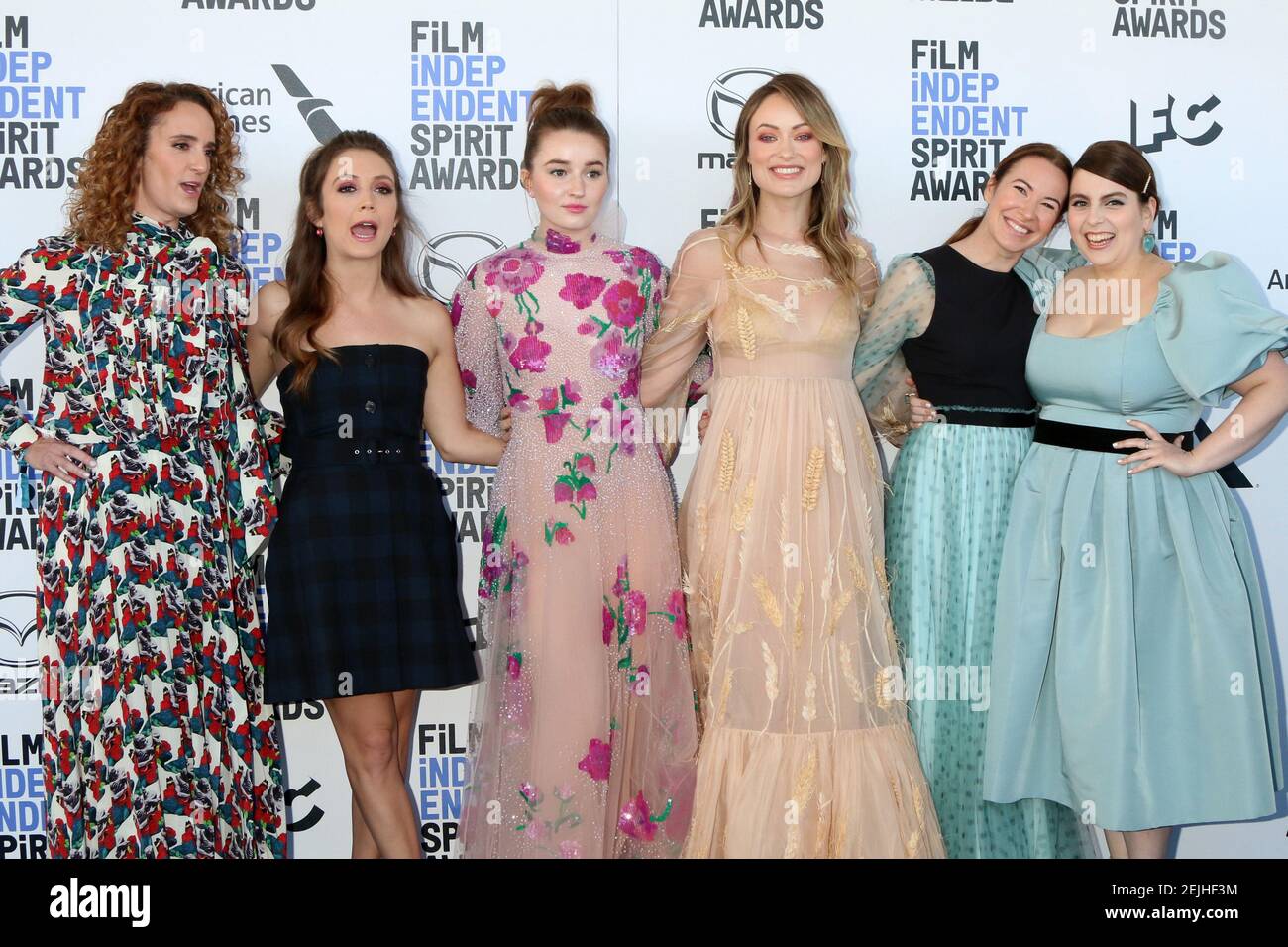 Jessica Elbaum, Billie Lourd, Kaitlyn Dever, Olivia Wilde, Beanie ...