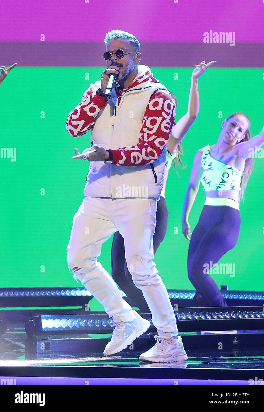 MIAMI, FL - FEB 9: Pedro Capo performs during ÔMira Quien BailaÕ Show 5 ...