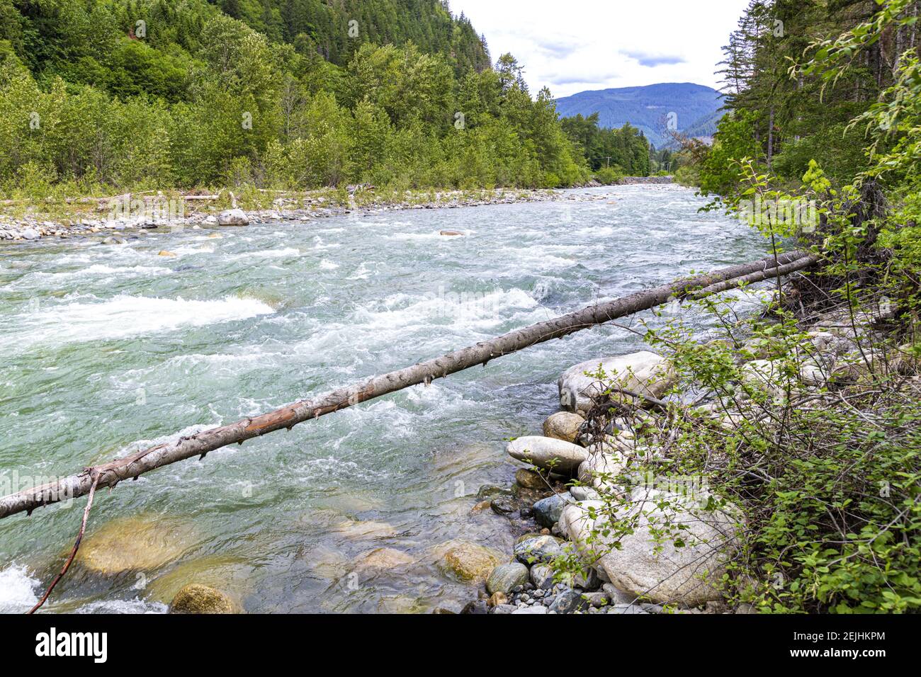 Columbia river scenes hi-res stock photography and images - Alamy