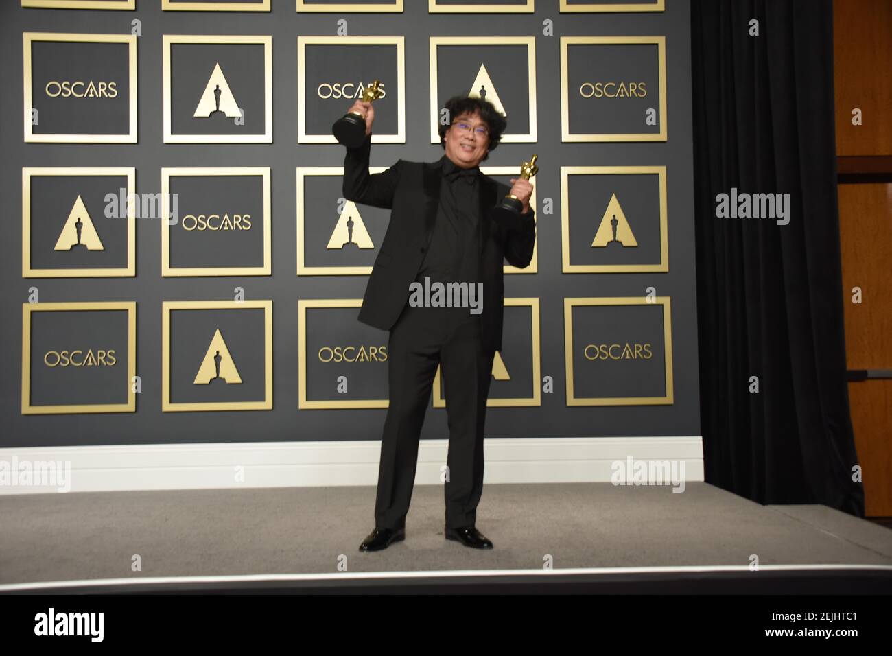 "Parasite" director Bong Joon-ho posing in the press room at the 92nd ...