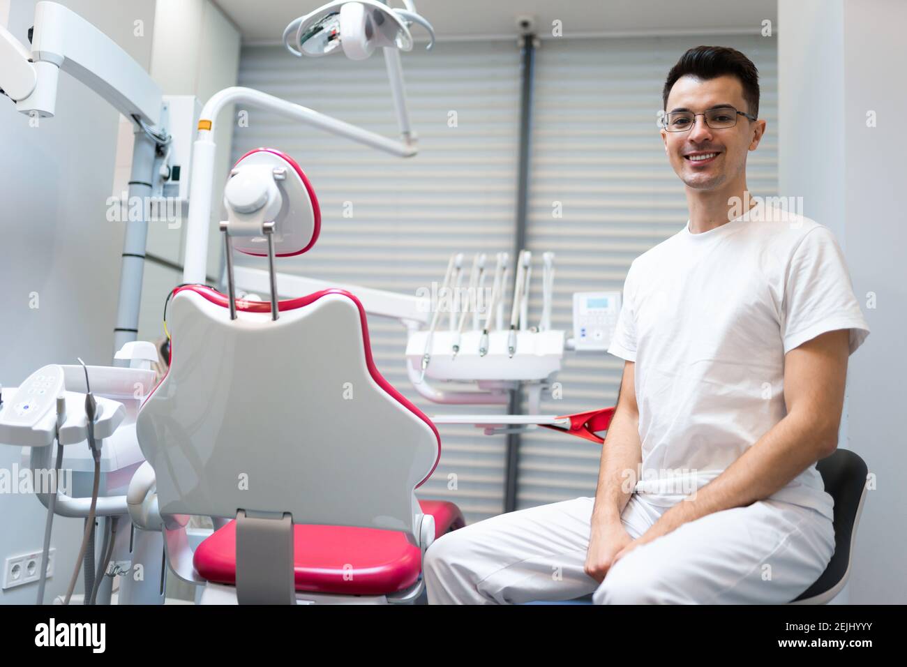 Dentist work in dental unit hi-res stock photography and images - Alamy
