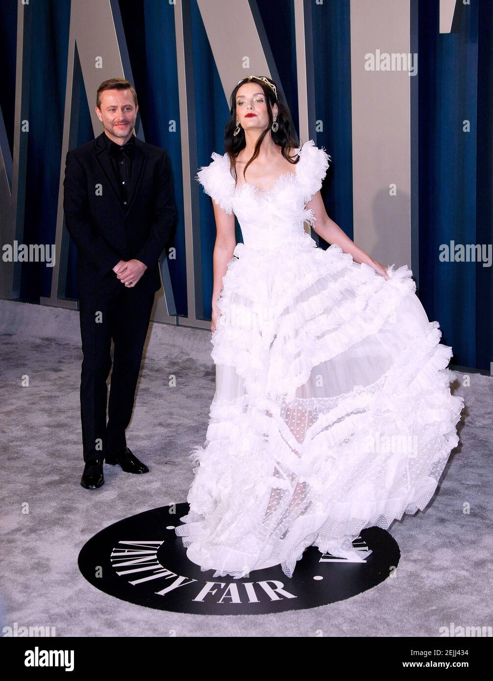 BEVERLY HILLS, CALIFORNIA - FEBRUARY 9: Lydia Hearst, Chris Hardwick ...