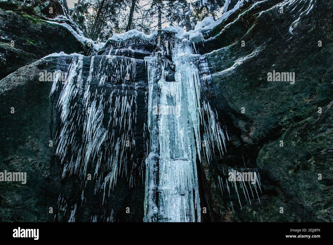 Frozen stream in bohemian forest hi-res stock photography and images ...