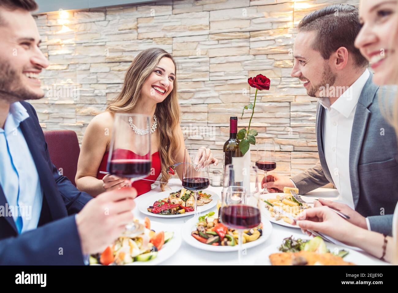 Man eating restaurant attractive hi-res stock photography and images ...