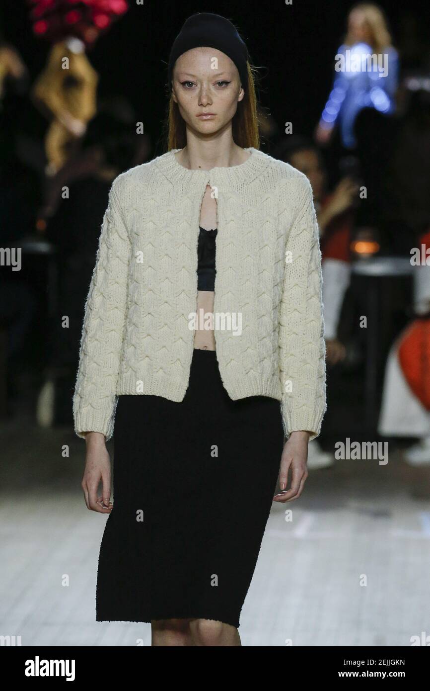 Model Sara Grace Wallerstedt walks on the runway at the Marc Jacobs ...
