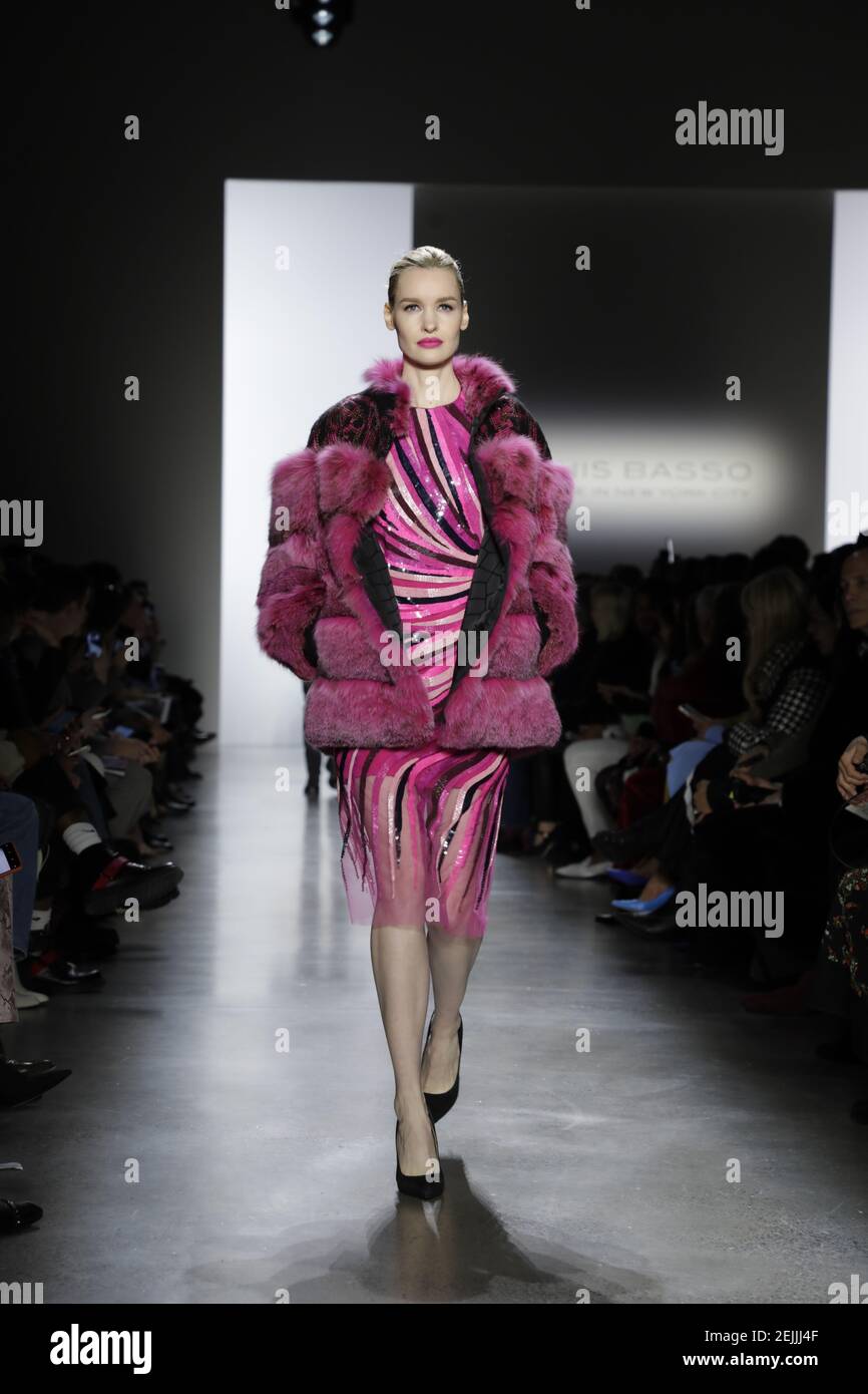 A model walks runway for Dennis Basso Fall/Winter 2020 Collection ...